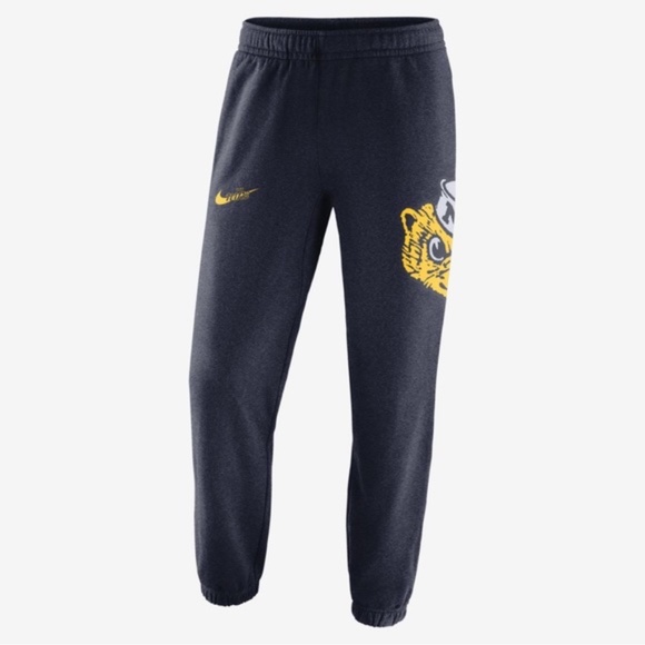 Nike | Pants | Nwt Mens Xl Nike Michigan Wolverines Vault Logo Fleece ...